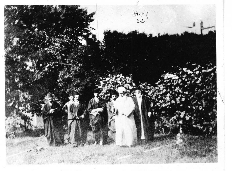 'Abdu'l-Baha with Translators on the Grounds of the Howard & Mary ...
